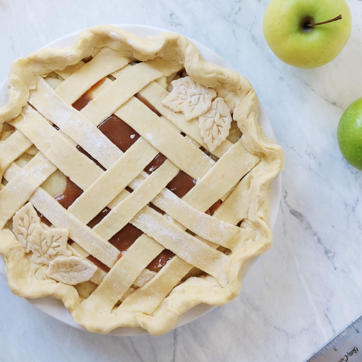 10 Fall Pie Crust Designs – pies before guys
